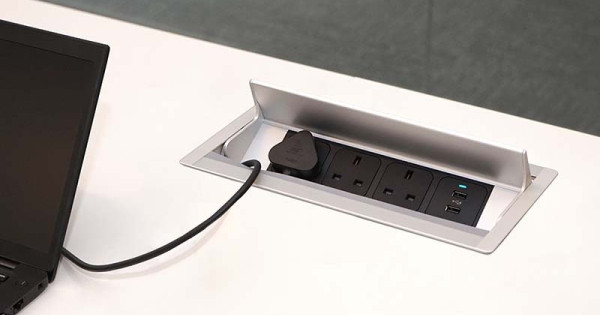 Netbox Axial Comfort - Cable Management Solution