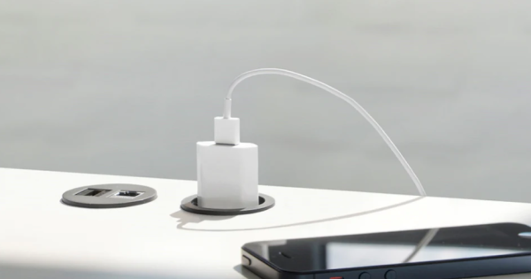 NETBOX Spot - Compact Cable Management Solutio